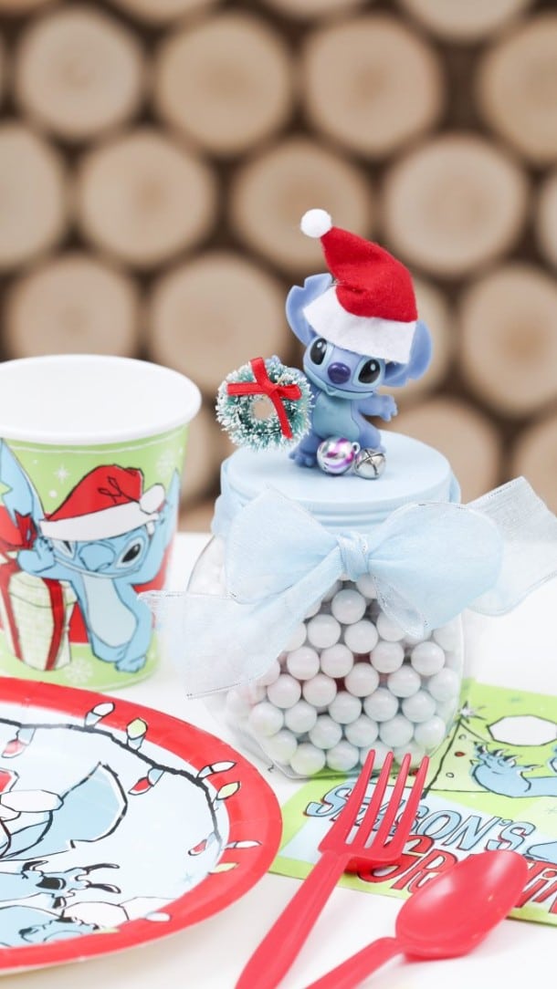 DIY Mini Candy Jar Party Favors for Holidays and Special Occasions ...