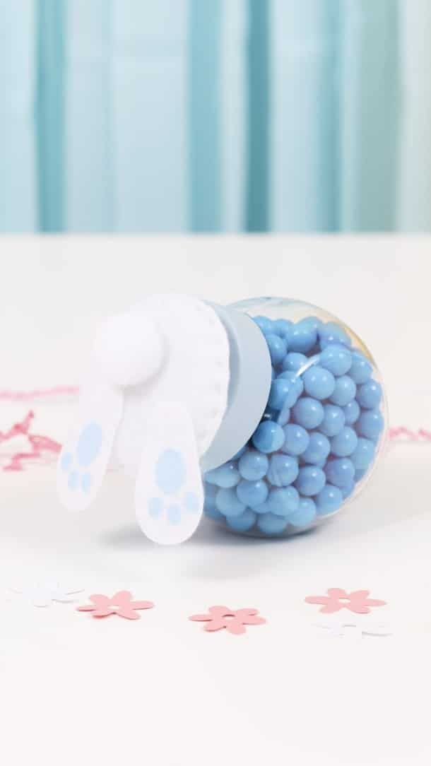 DIY Mini Candy Jar Party Favors for Holidays and Special Occasions ...