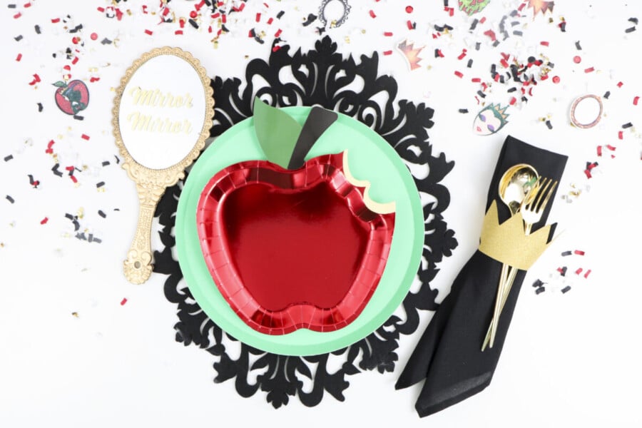 Disney Villain Place Settings - Fern and Maple